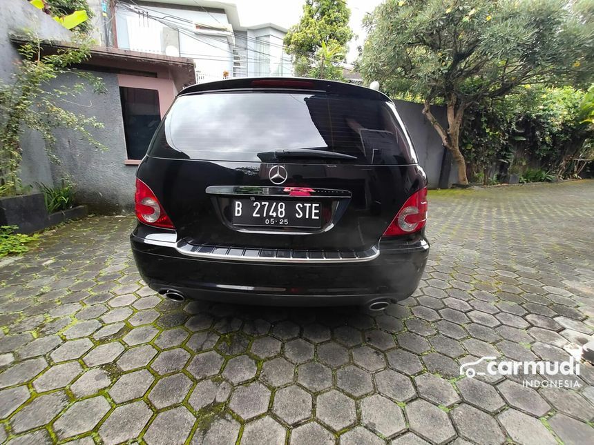 Jual Mobil Mercedes-Benz R300 2011 V6 Automatic 3.0 di Jawa Barat ...