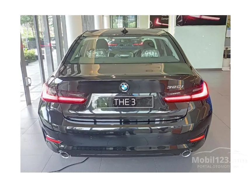 Jual Mobil BMW 320i 2022 Dynamic 2.0 di DKI Jakarta Automatic Sedan ...