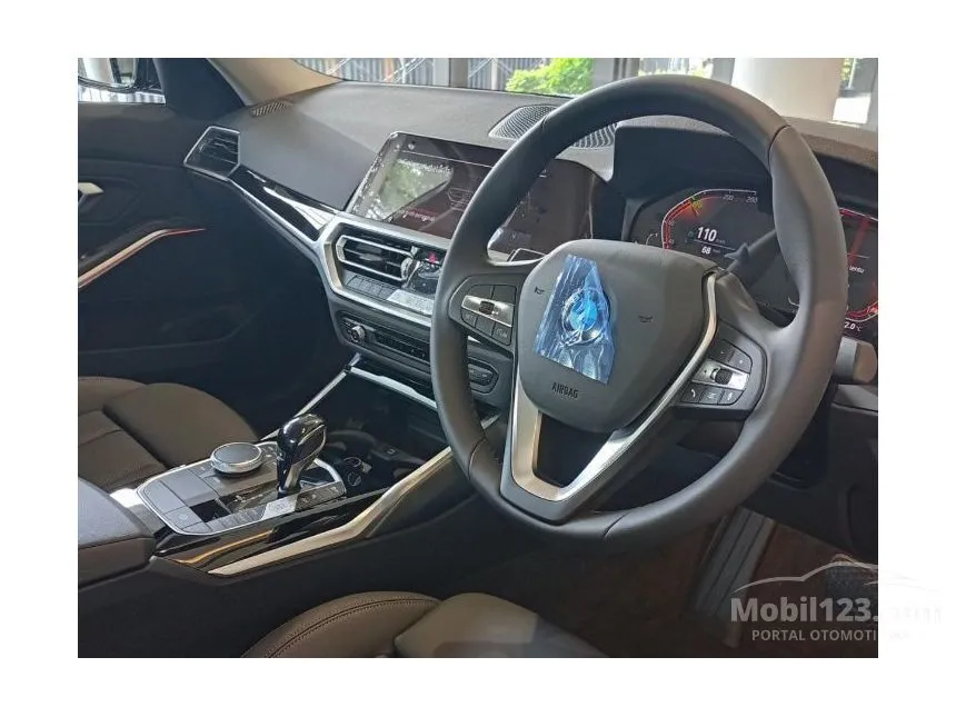 Jual Mobil BMW 320i 2022 Dynamic 2.0 di DKI Jakarta Automatic Sedan ...