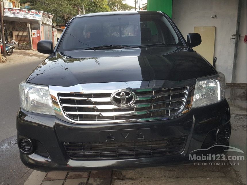Jual Mobil Toyota Hilux 2012 S 2.0 di DKI Jakarta Manual Pick-up Hitam ...