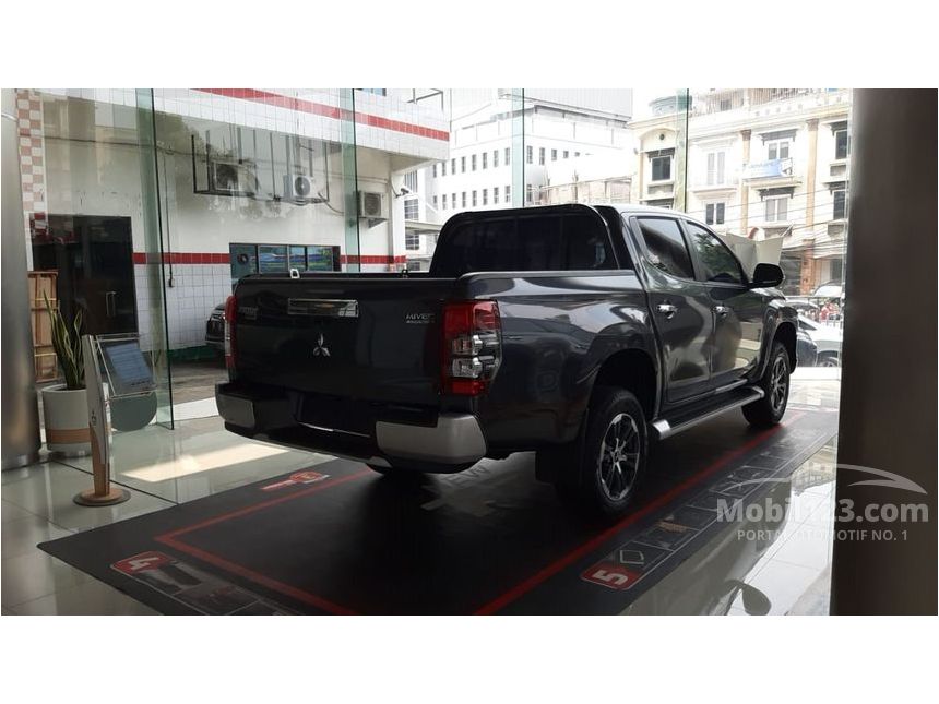 Jual Mobil Mitsubishi Triton 2019 EXCEED 2.4 di DKI Jakarta Manual Pick ...