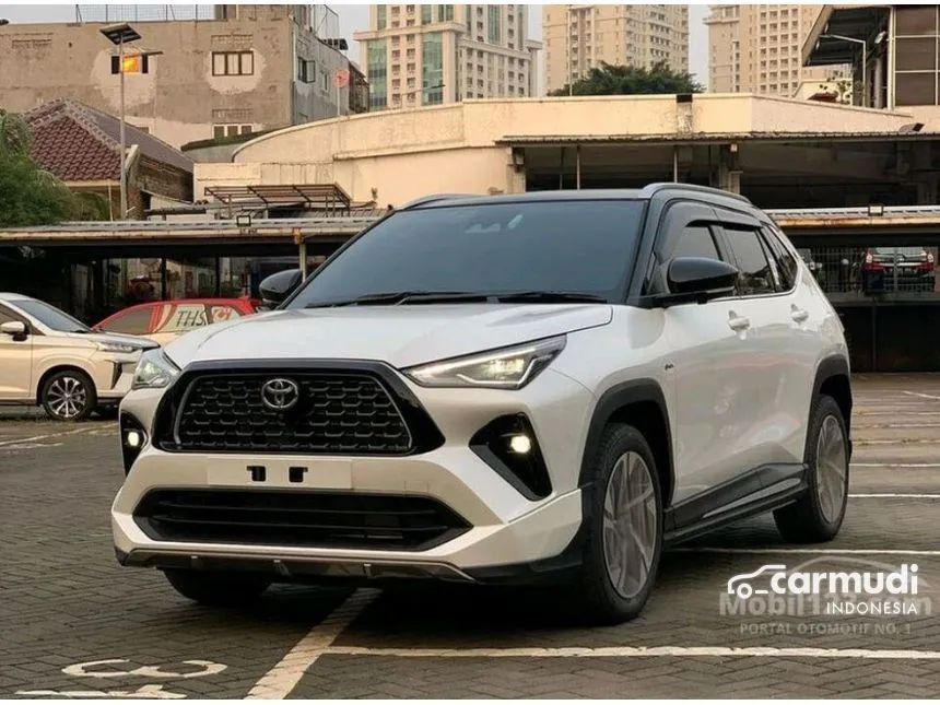 Jual Mobil Toyota Yaris Cross 2023 S GR Parts Aero Package HEV 1.5 di ...