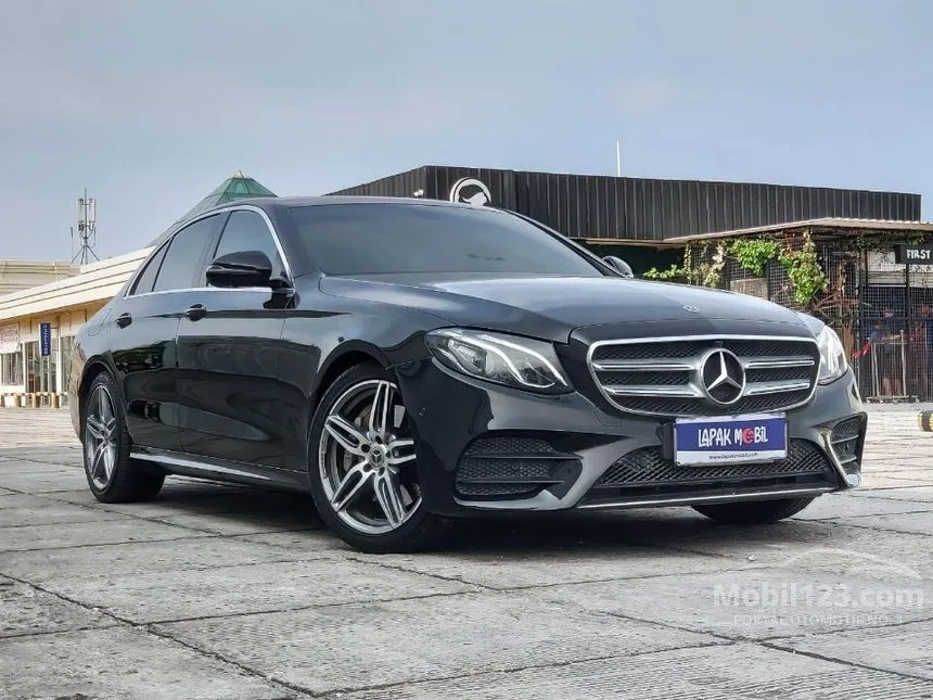 Jual Mobil Mercedes-Benz E300 2018 AMG Line 2.0 di Banten Automatic ...