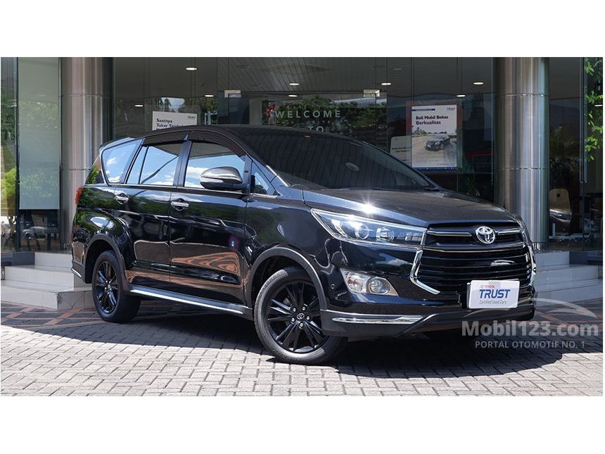Jual Mobil Toyota Innova Venturer 2017 N140 2.4 di DKI Jakarta ...