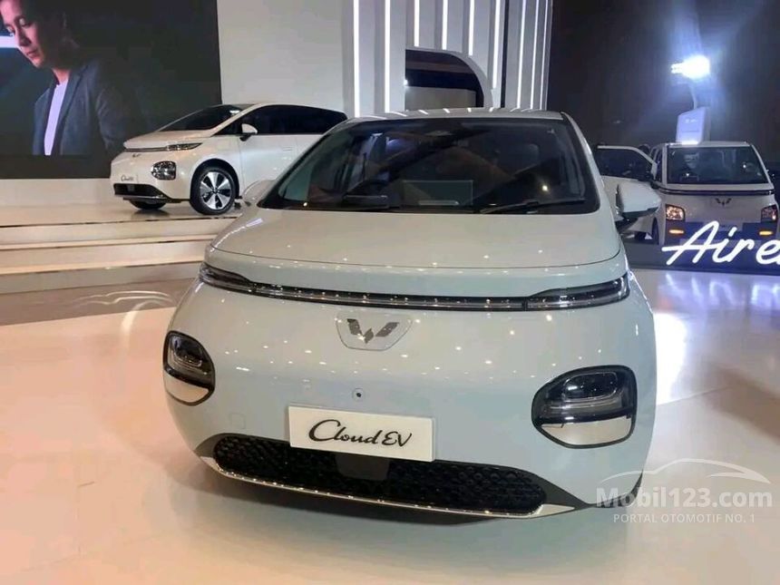 Jual Mobil Wuling Cloud EV 2024 EV di Banten Automatic Hatchback ...