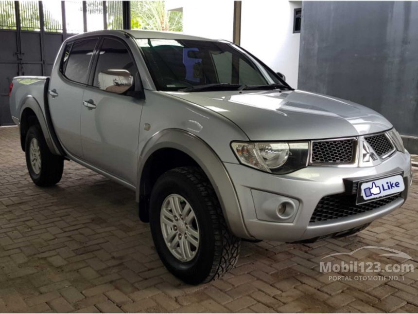 Jual Mobil Mitsubishi Strada Triton 2010 GLS 2.5 di Jawa Barat Manual ...