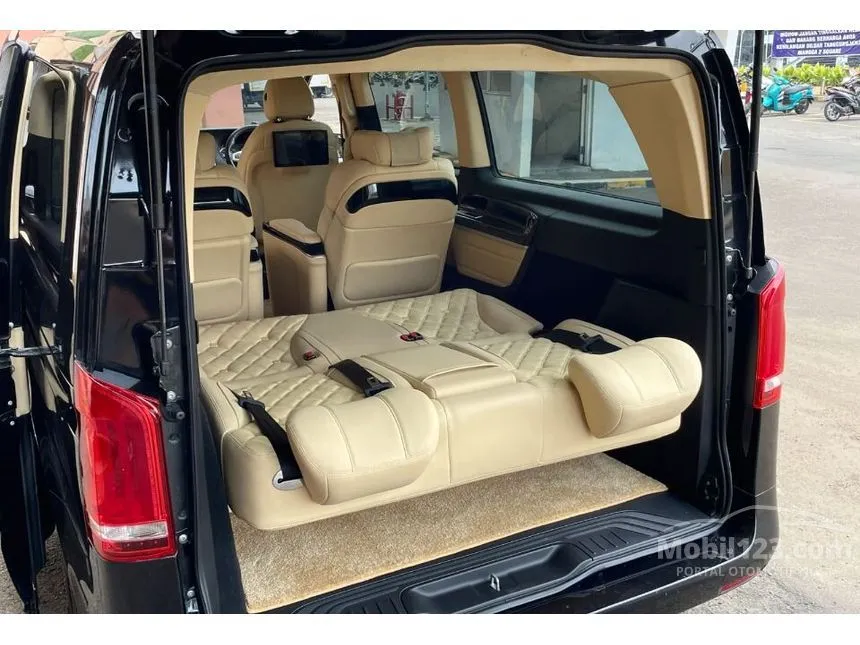 Jual Mobil Mercedes-Benz Vito 2019 Lombardi 2.0 di DKI Jakarta ...