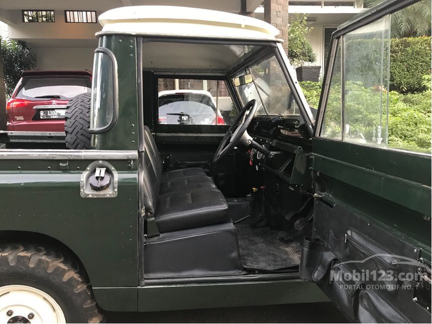 Jual Mobil Land Rover Defender 1977 2.5 Manual 2.5 di DKI Jakarta ...