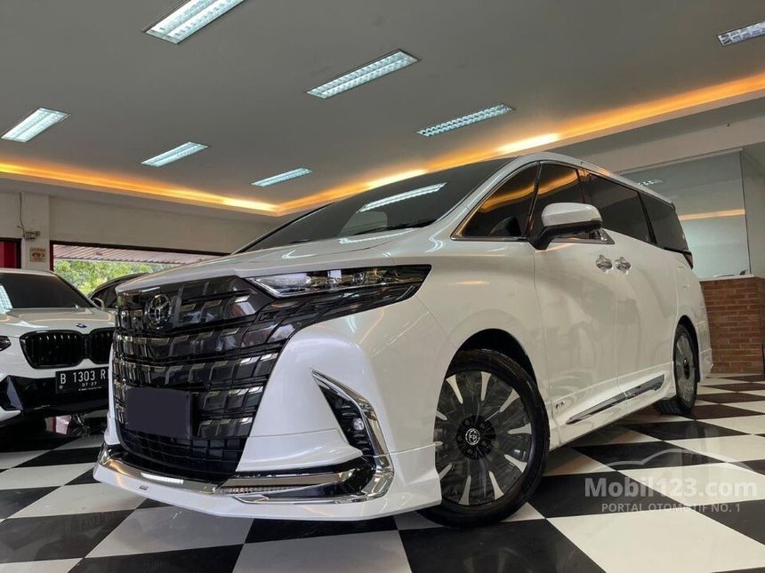 Jual Mobil Toyota Alphard 2024 HEV Modellista 2.5 di DKI Jakarta ...