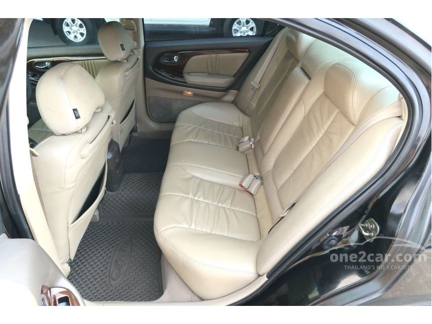 2001 Nissan Cefiro 2.0 A33 (ปี 01-04) Executive Sedan AT มือสอง One2car