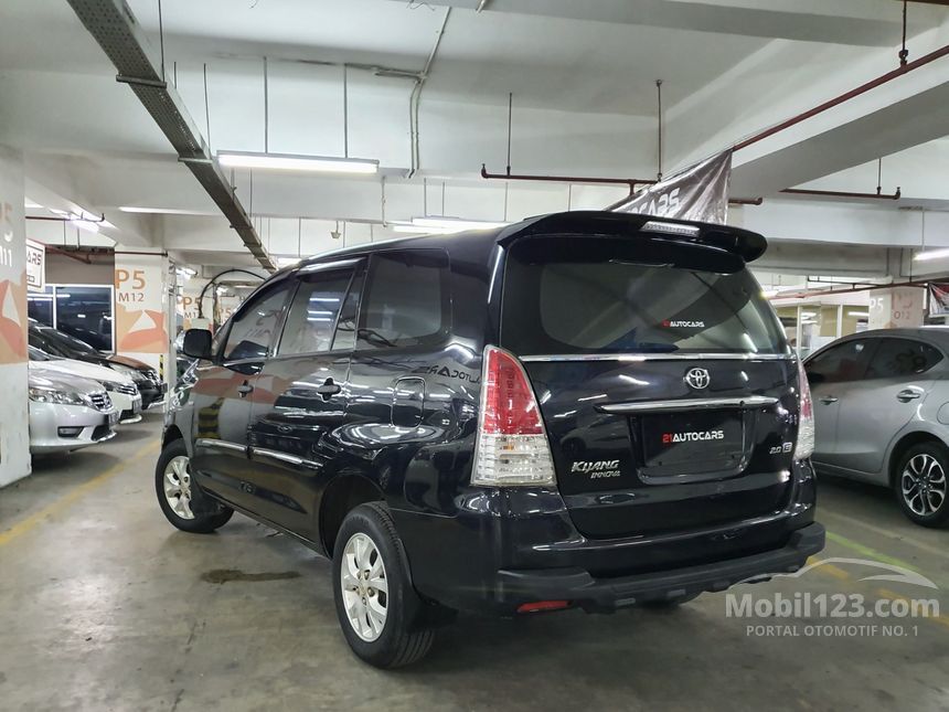 Jual Mobil Toyota Kijang Innova 2011 E 2.0 di DKI Jakarta Automatic MPV ...