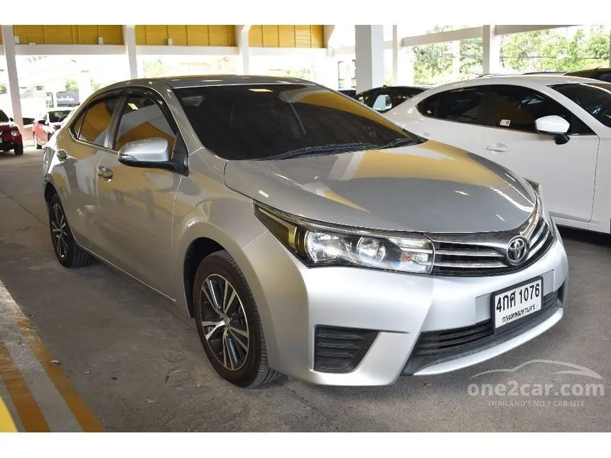 2015 Toyota Corolla Altis 1.8 (ปี 14-18) E Sedan for sale on One2car