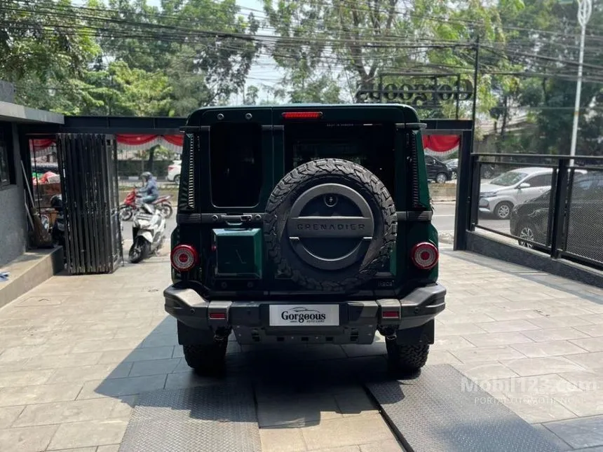Jual Mobil Ineos Grenadier 2023 Station Wagon Petrol Trialmaster ...