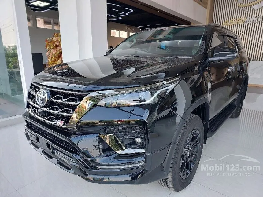 Jual Mobil Toyota Fortuner 2024 GR Sport Two-Tone 2.8 di Jawa Timur ...