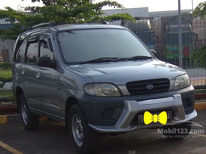 Jual Mobil Daihatsu Taruna 2003 FL 1.5 di Jawa Barat Manual SUV Silver ...