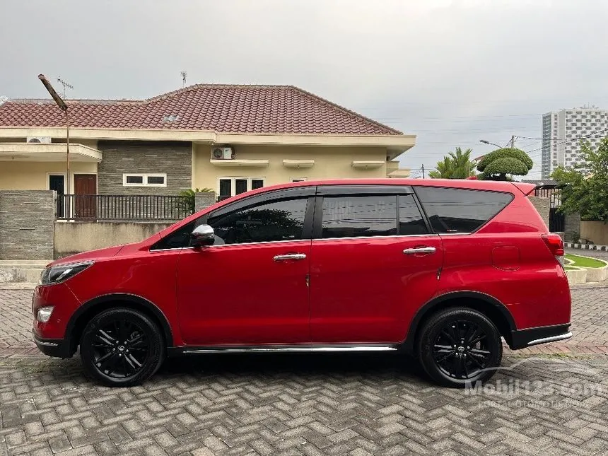 Jual Mobil Toyota Innova Venturer 2017 2.0 di Jawa Timur Automatic ...