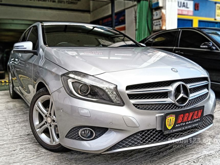 Jual Mobil Mercedes-Benz A200 2014 Urban 1.6 di DKI Jakarta Automatic ...