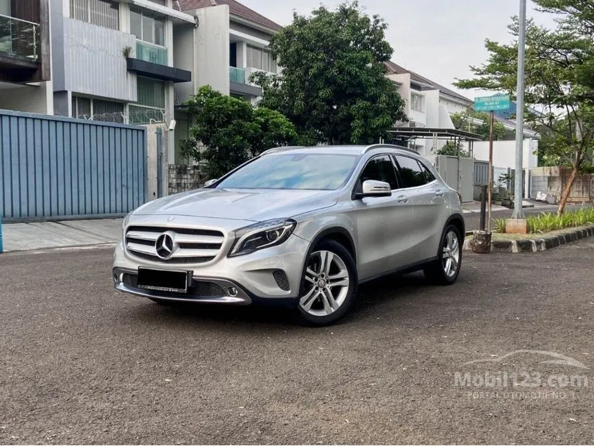 Jual Mobil Mercedes-Benz GLA200 2014 Urban 1.6 di DKI Jakarta Automatic ...