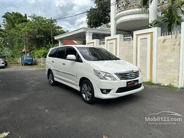 Jual Toyota Kijang Innova Solar Bekas di Indonesia Harga Kredit Murah ...