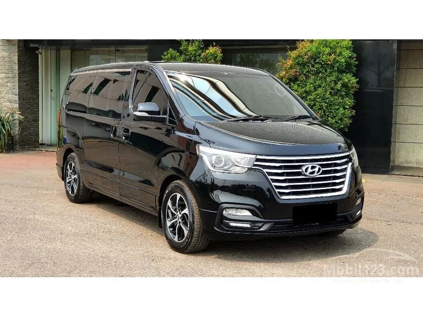 Jual Mobil Hyundai H-1 2018 Royale 2.5 di DKI Jakarta Automatic MPV ...