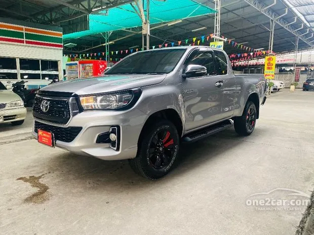 Used Toyota Hilux Revo Year Min 2015 Year Max 2017, find local dealers ...