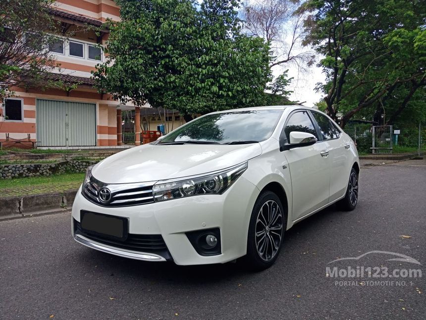 Jual Mobil Toyota Corolla Altis 2014 V 1.8 di Banten Automatic Sedan ...