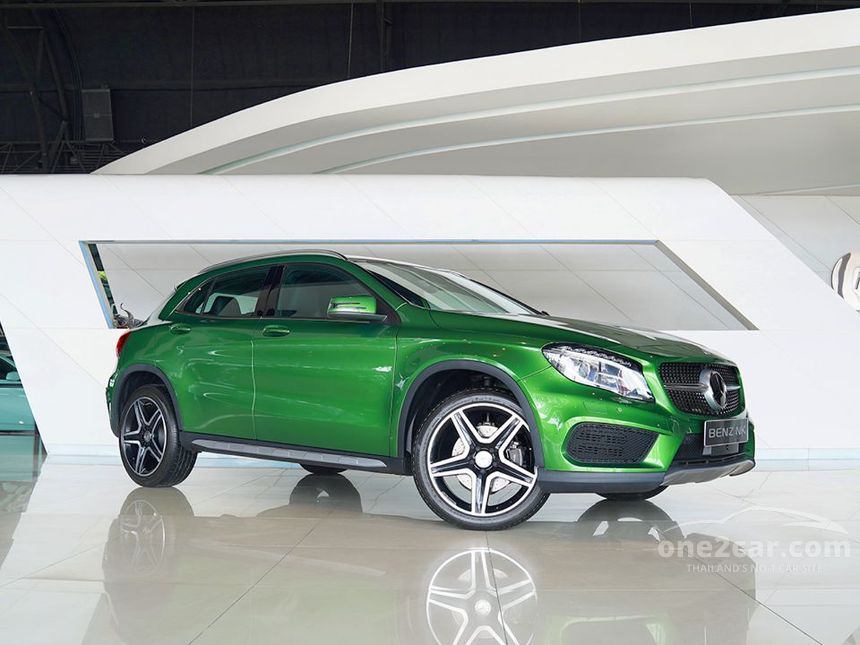Mercedes-Benz GLA250 2016 W156 (ปี 14-17) AMG Dynamic 2.0 เกียร์ ...