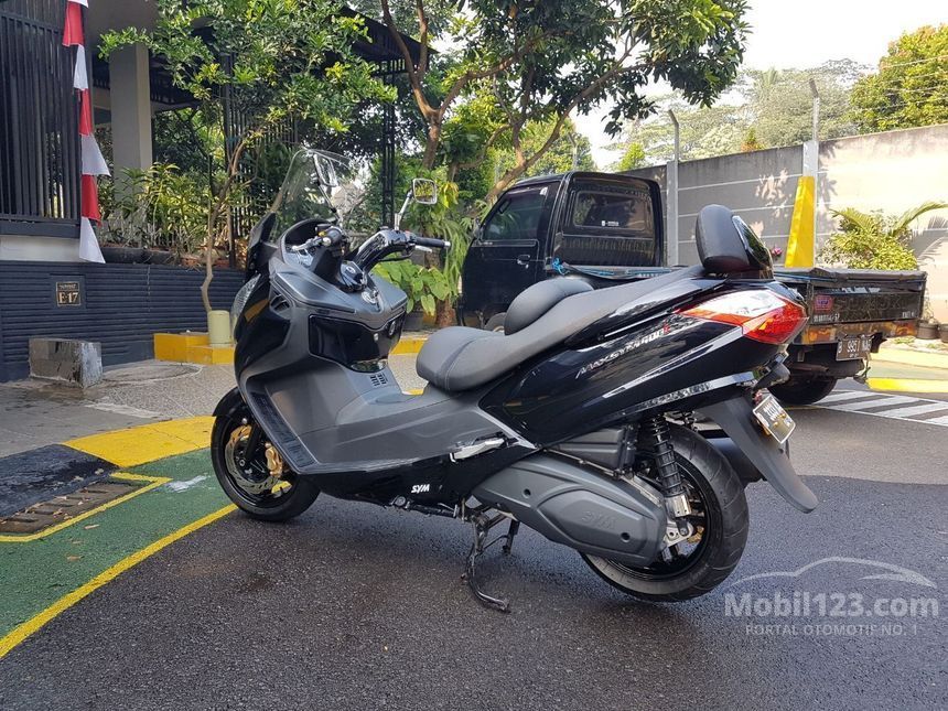 Jual Motor SYM Maxsym 2014 400i 0.4 di Banten Automatic Others Hitam Rp ...