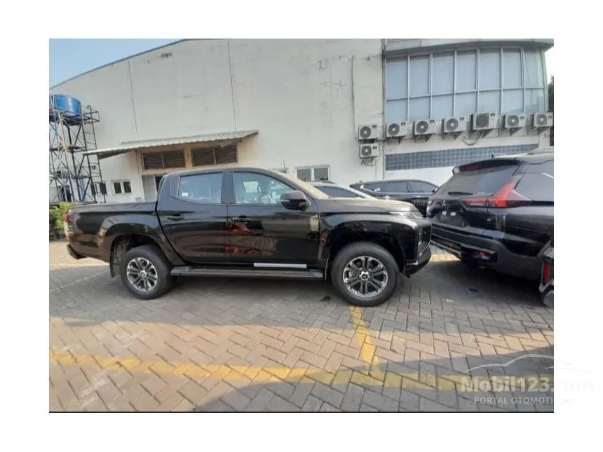 Jual Mobil Mitsubishi Triton 2023 EXCEED 2.4 di Jawa Barat Manual Pick ...