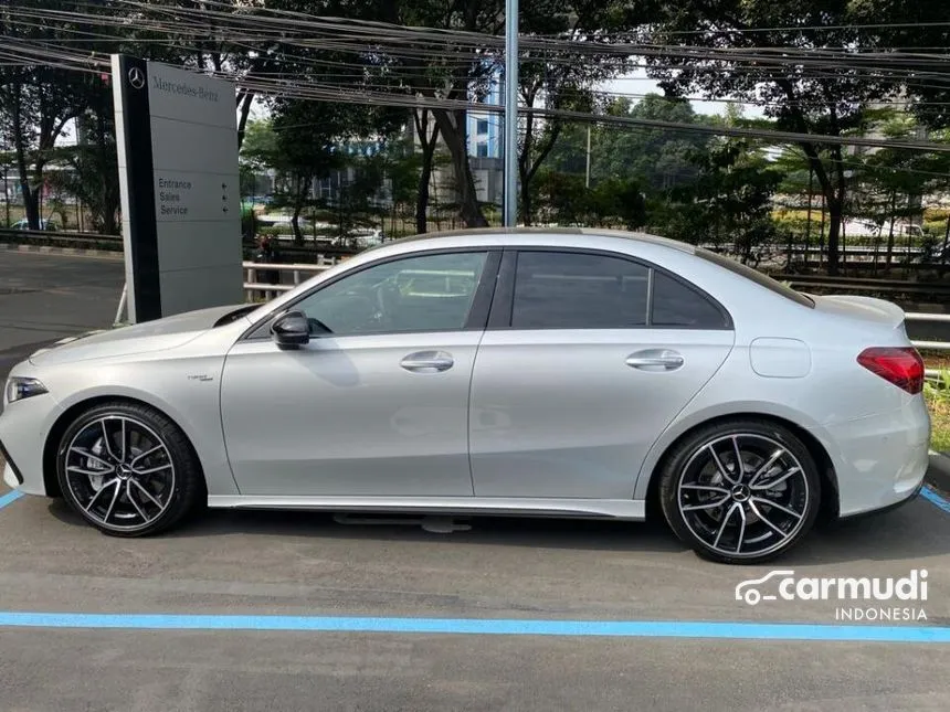 Mercedes-Benz A35 AMG 2023 4MATIC 2.0 in DKI Jakarta Automatic Sedan ...