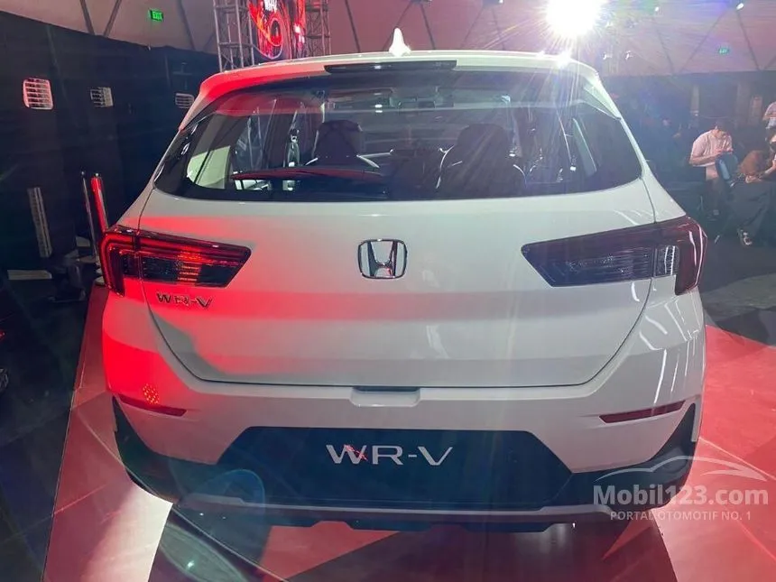 Jual Mobil Honda WR-V 2022 E 1.5 di Jawa Barat Automatic Wagon Putih Rp ...