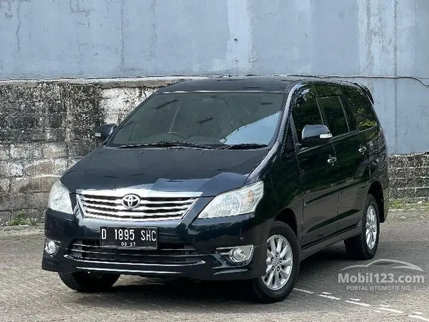 Jual Toyota Kijang Innova V Luxury Bekas di Indonesia Harga Murah ...