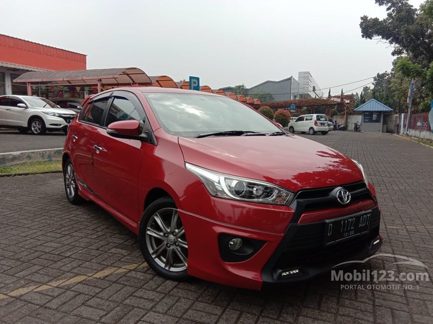 Jual Mobil Toyota Yaris 2015 TRD Sportivo 1.5 di Jawa Barat Automatic ...