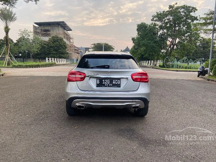 Jual Mobil Mercedes-Benz GLA200 2014 Urban 1.6 di DKI Jakarta Automatic ...