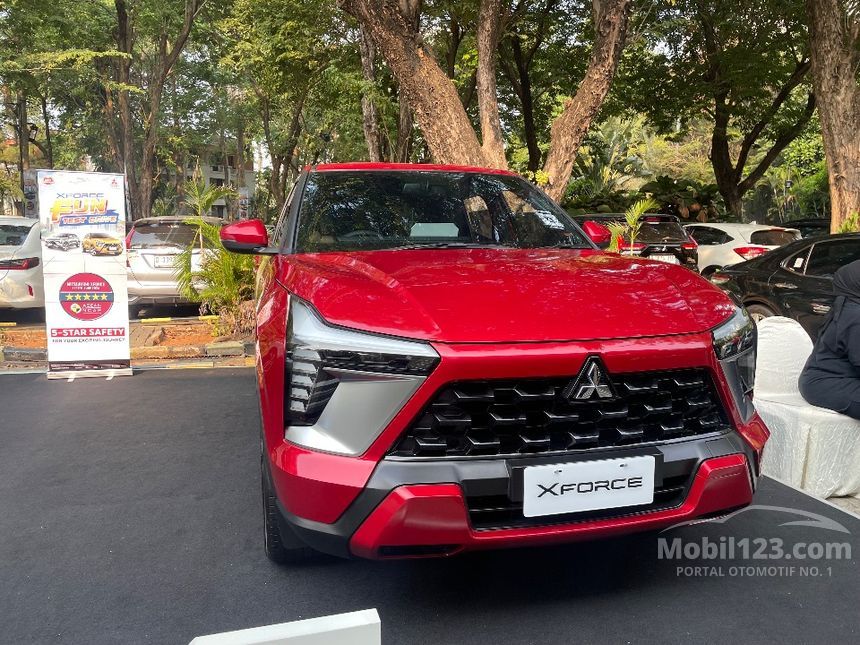 Jual Mobil Mitsubishi XFORCE 2024 Ultimate 1.5 di Banten Automatic ...