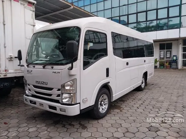 Minibus Baru di Indonesia DP Rendah, Harga Murah! | Mobil123
