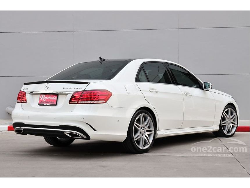 Mercedes-Benz E300 2015 W212 (ปี 10-16) AMG Dynamic Blue TEC HYBRID 2.1 เกียร์อัตโนมัติ สีขาว ...