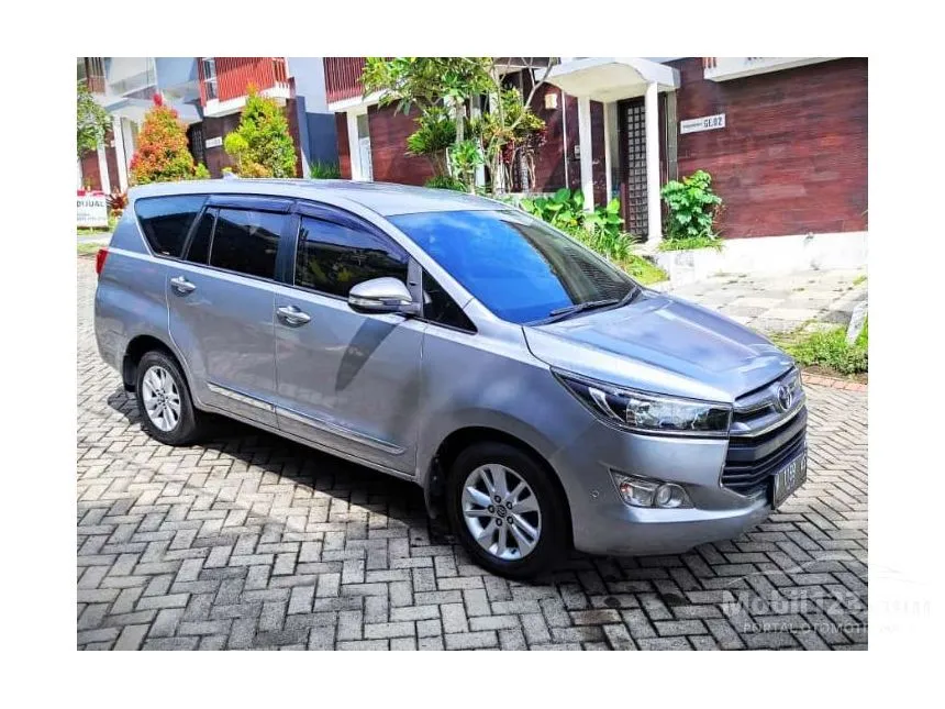 Jual Mobil Toyota Kijang Innova 2017 V 2.4 di Jawa Timur Automatic MPV ...