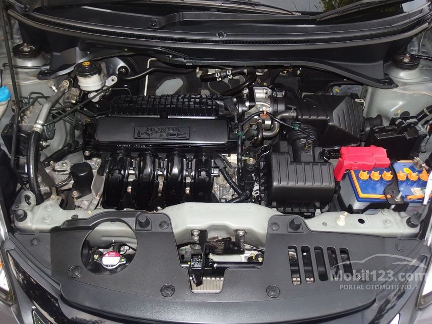 Jual Mobil Honda Brio 2016 Satya E 1.2 di Jawa Timur Automatic ...