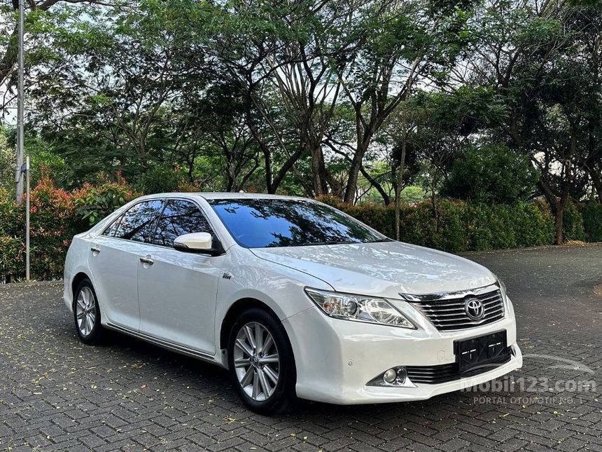 Jual Mobil Toyota Camry 2014 V 2.5 di DKI Jakarta Automatic Sedan Putih ...