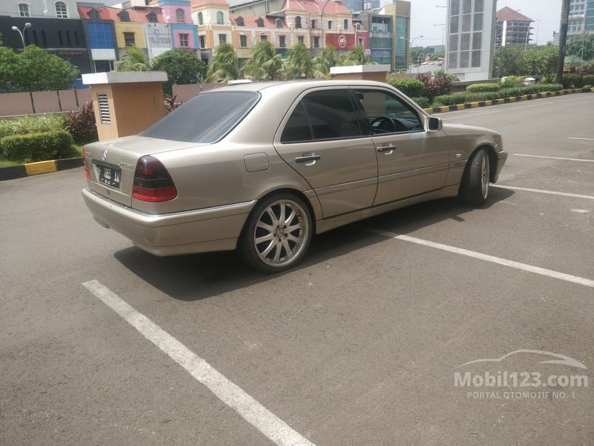 Jual Mobil Mercedes-Benz C230 1998 W202 2.3 Automatic 2.3 di DKI ...
