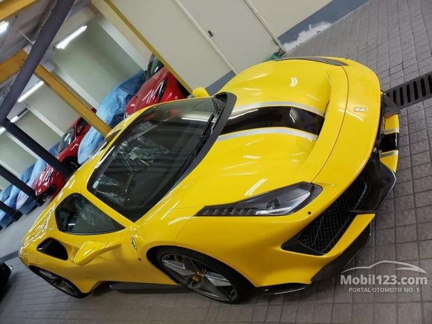 488-pista - Ferrari Murah - 6 mobil baru dijual - Mobil123
