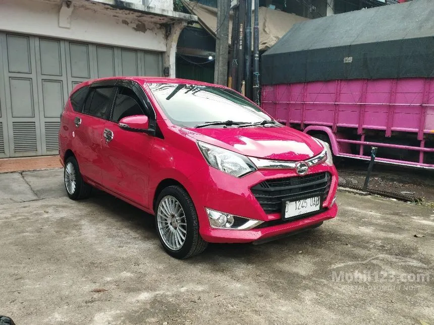 Jual Mobil Daihatsu Sigra 2017 X 1.2 di Jawa Barat Automatic MPV Merah ...