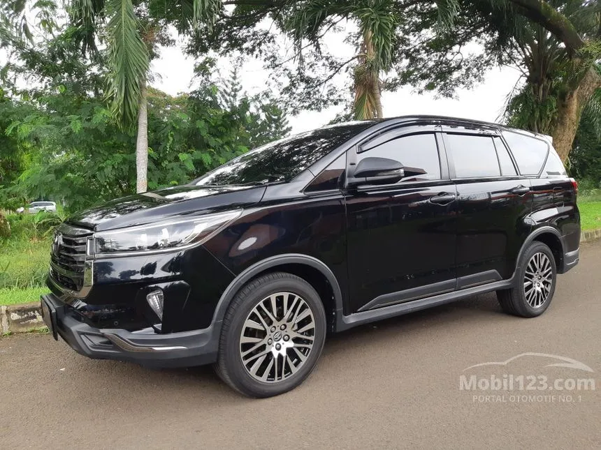Jual Mobil Toyota Kijang Innova 2021 Venturer 50th Anniversary 2.4 di ...