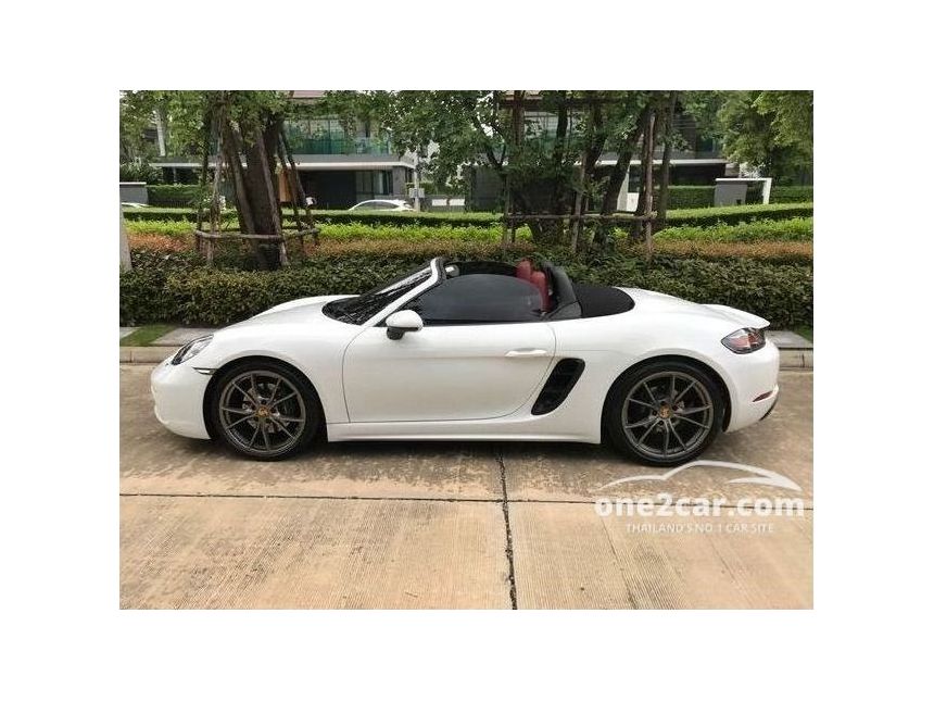 2017 Porsche 718 2.0 718 Boxster Convertible AT for sale on One2car