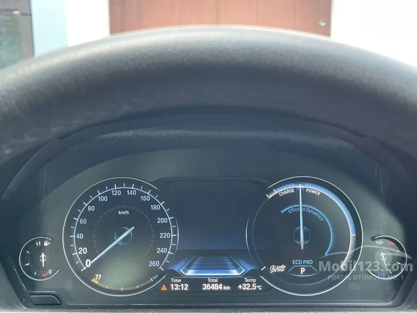 Jual Mobil BMW 320i 2018 Luxury 2.0 di DKI Jakarta Automatic Sedan Hitam Rp 530.000.000 ...