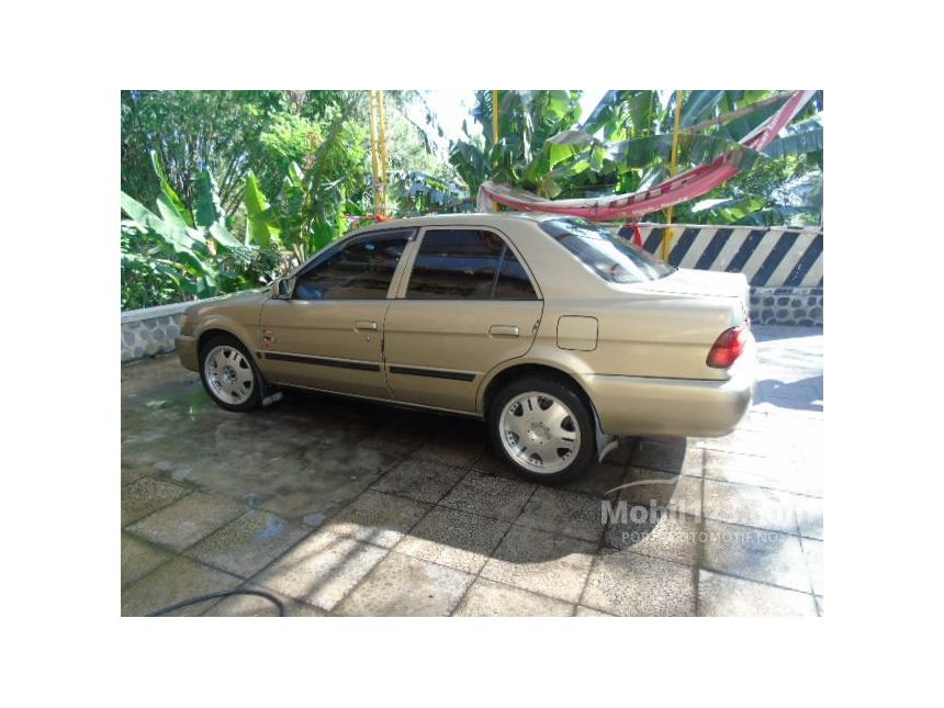Jual Mobil Toyota Soluna 2001 XLi 1.5 di Jawa Timur Manual Sedan Coklat ...