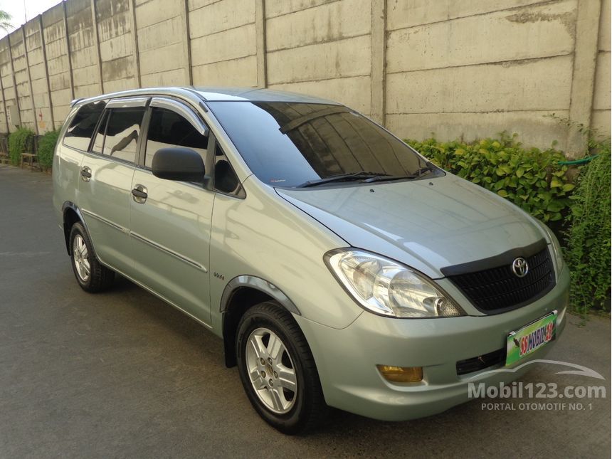 Jual Mobil Toyota Kijang Innova 2005 E 2.0 di Jawa Timur Manual MPV ...