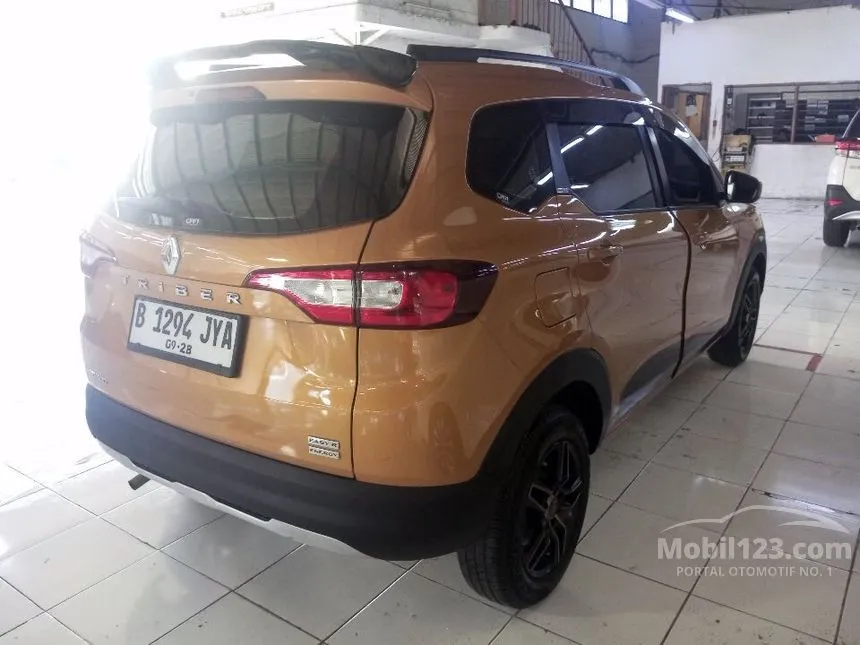 Jual Mobil Renault Triber 2020 RXZ 1.0 di DKI Jakarta Automatic Wagon ...