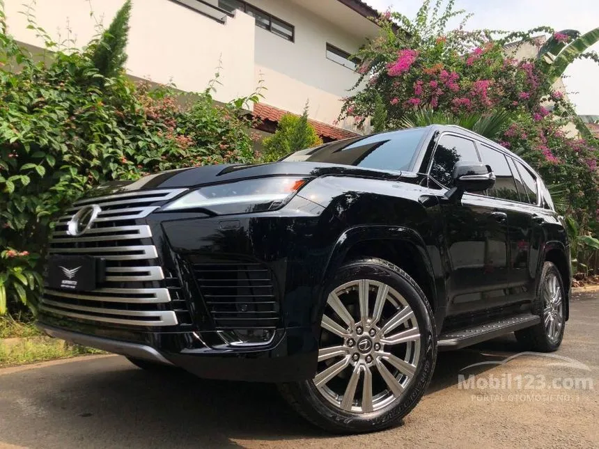 Jual Mobil Lexus LX600 2023 VIP 3.4 di Kalimantan Tengah Automatic Wagon Hitam Rp 5.600.000.000 ...